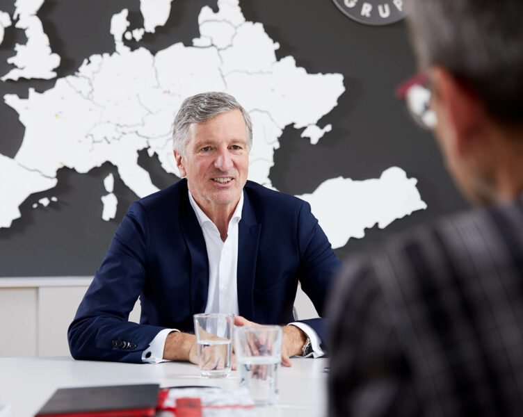 EPS Processing and Technology | HIRSCH Servo