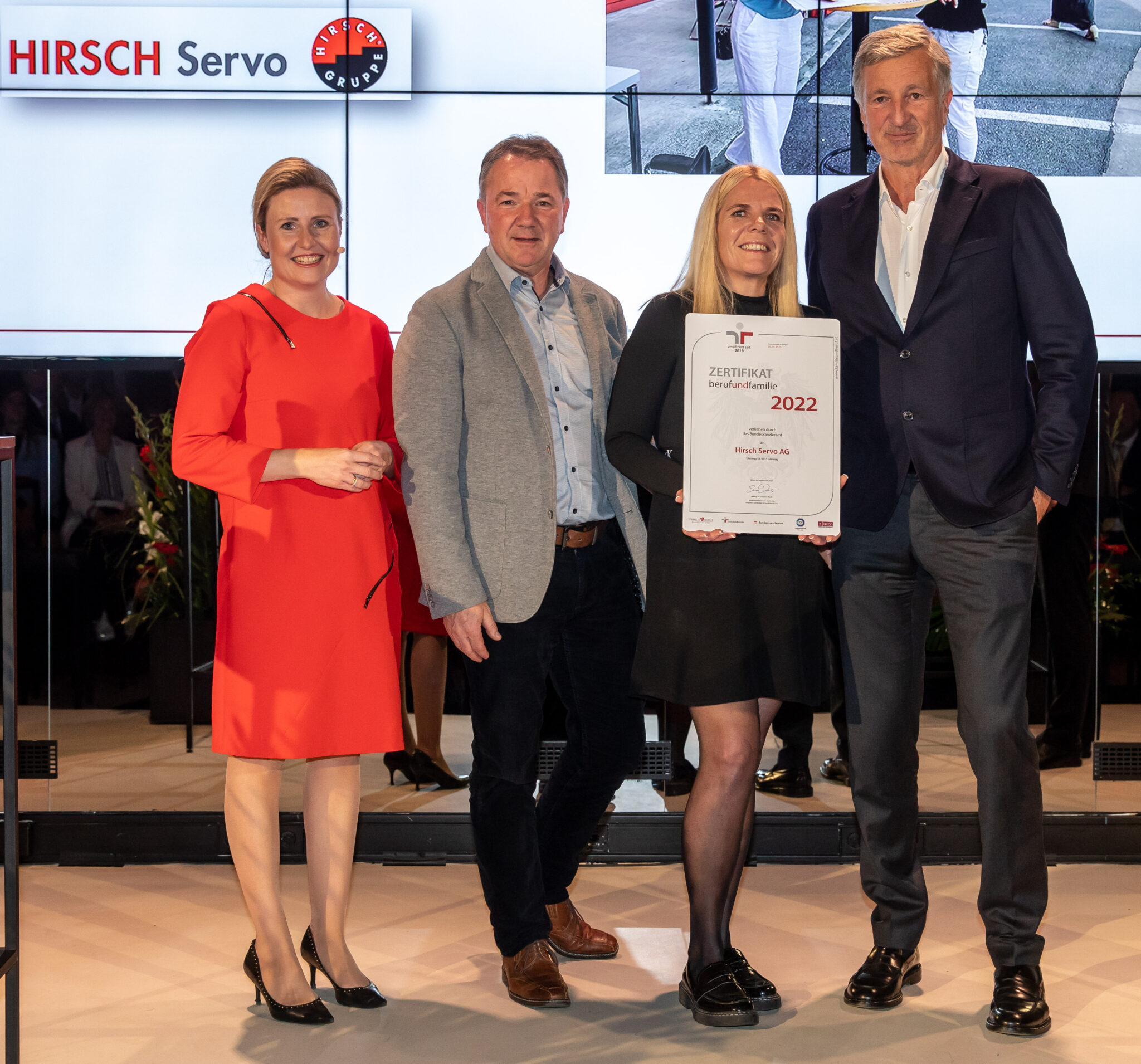 State quality mark for a certified family-friendly personnel policy ...